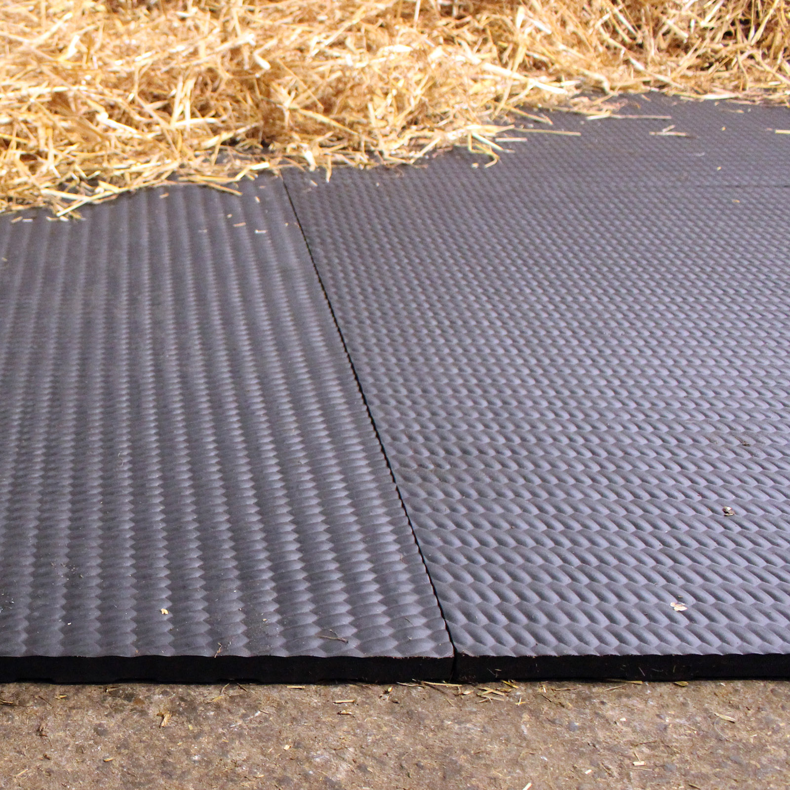 Straight Edge Stable Floor Mats 34mm 21016 - Welcome to Actiaspet